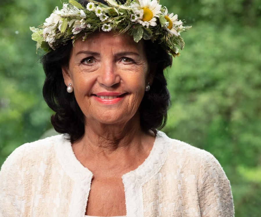 Anne Ramberg - en god person av folket - Farbror Torstens Humorsajt